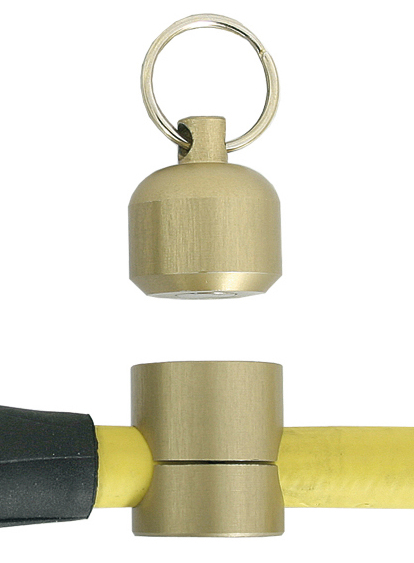 Seemanns magnetischer Oktopushalter hat mehr Kraft - TAUCHEN.de
