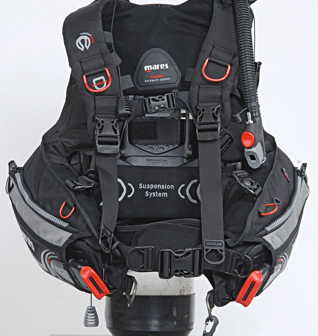 Test: Mares Hybrid