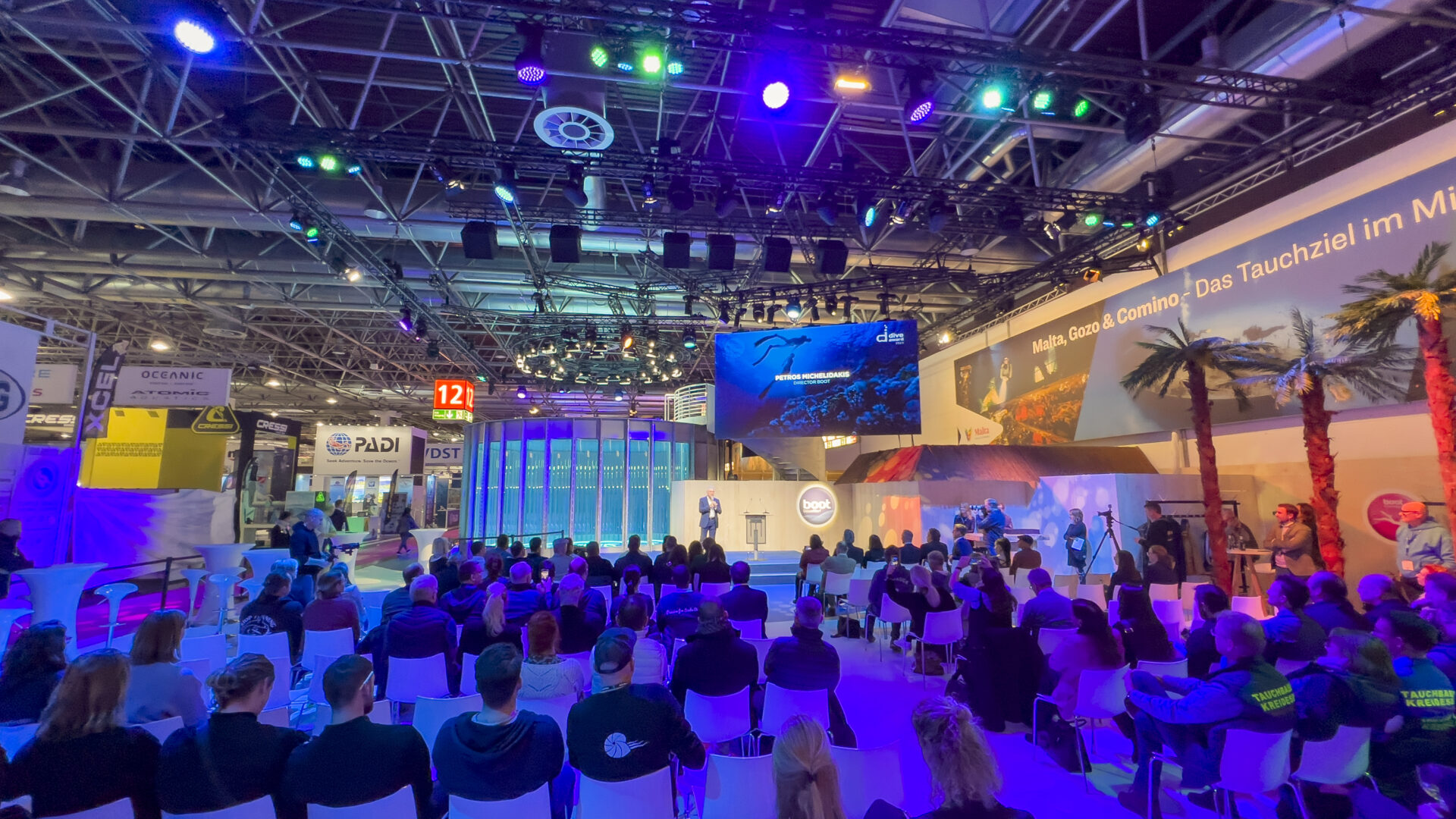 JETZT ANMELDEN ZUM boot DIVE AWARD 2025 - TAUCHEN.de